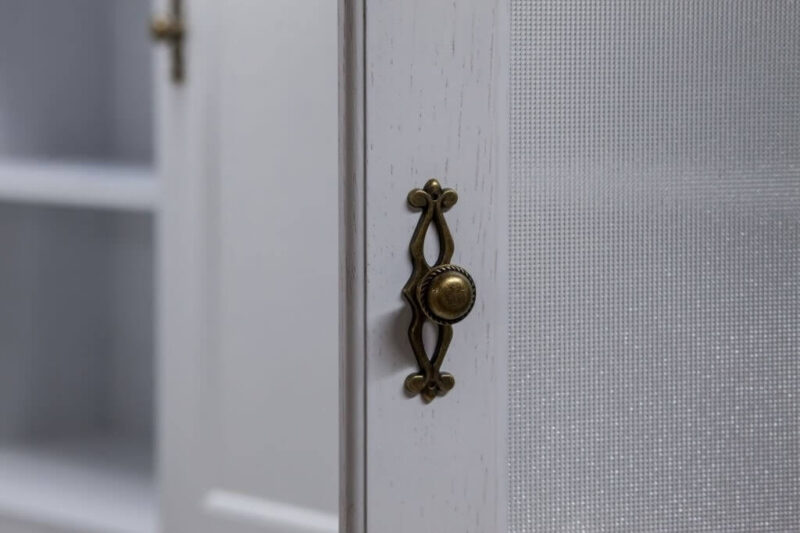6 Best Cabinet Glass Styles for Your Kitchen Cabinet Doors in 2021 ...