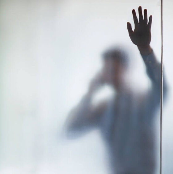 5 Types of Privacy Glass to Install in Buildings