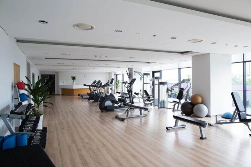 Tips to Design a Fitness Gym – On a Low Budget – Glass Genius