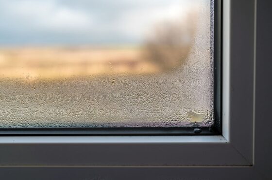 How to Clean a Foggy Double Pane Window? | Glass Genius