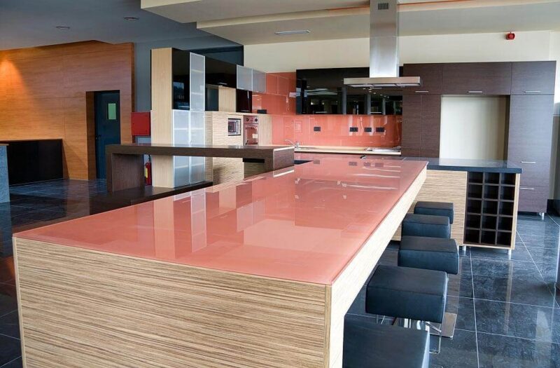 Popular Kitchen Countertop Materials – Glass Genius