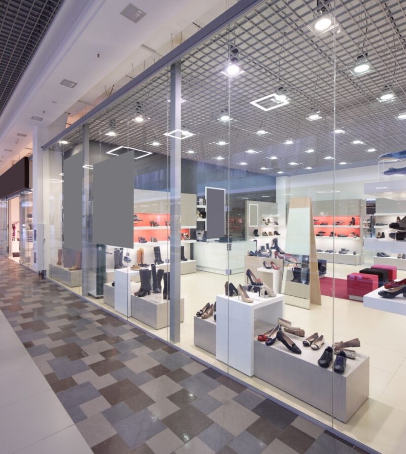 7 Commercial Uses Of Plexiglass/Acrylic Sheets - Glass Genius